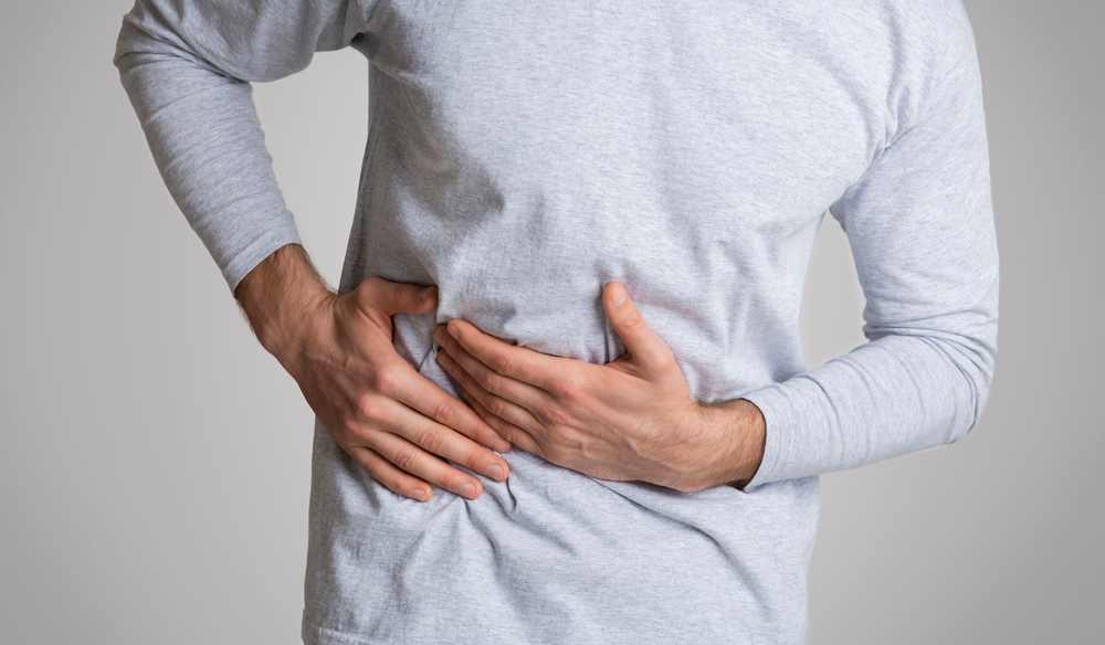 Refluks: objawy, leczenie. Skąd się bierze i jak z nim walczyć?